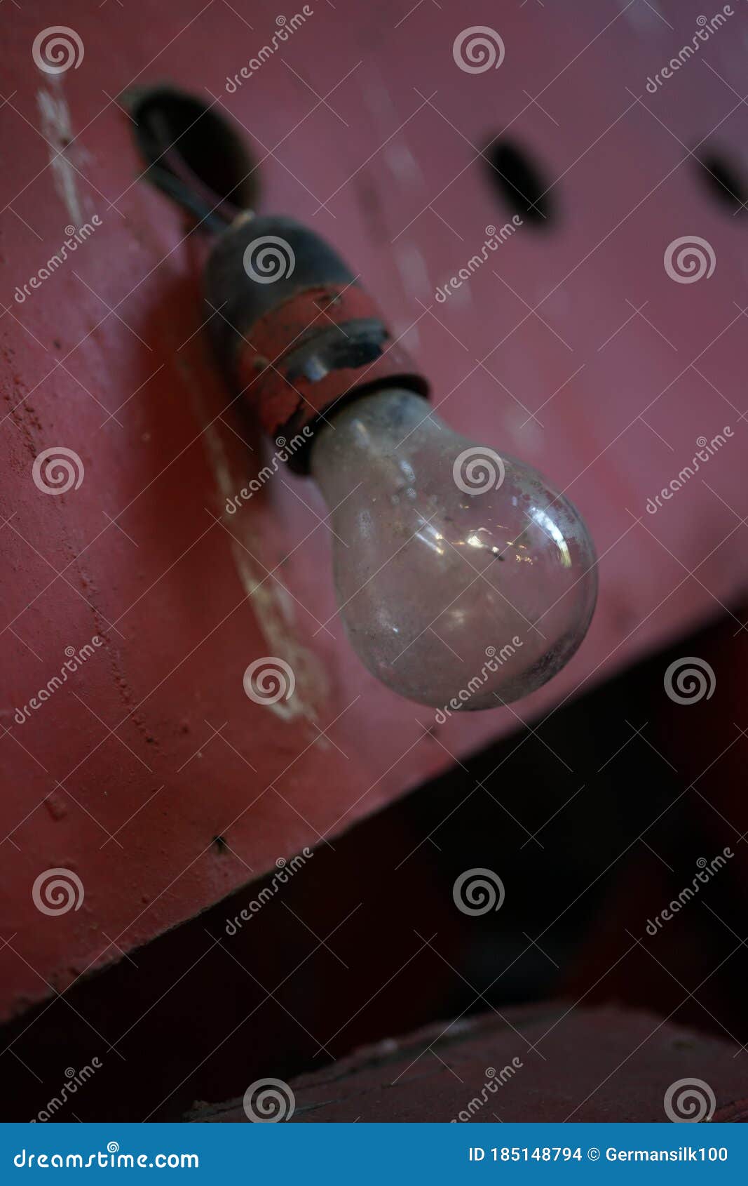 Rusty Dusty Red Antique Vintage Lightbulb Stock Photo - Image of ...