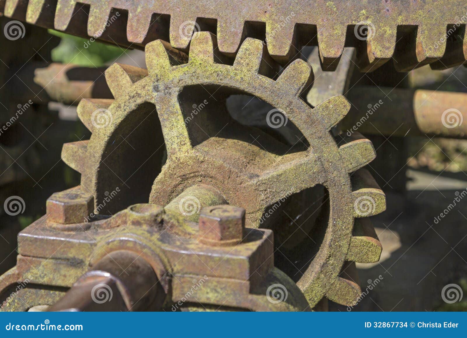 Rusty gears stock photo. Image of close, iron, transmission - 32867734