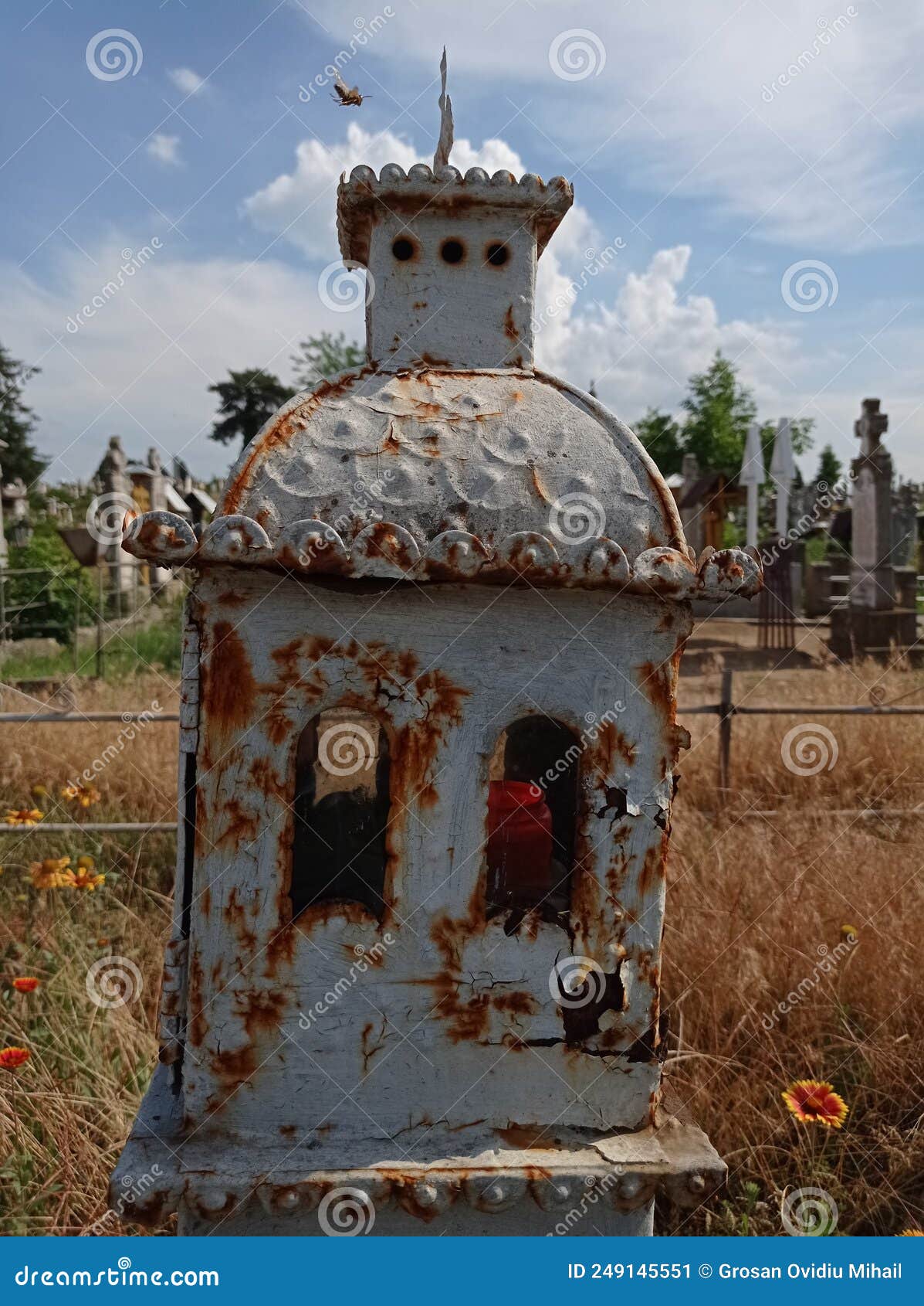 Rusty Graveyard Lamp in a Cemetery Stock Image - Image of tree ...