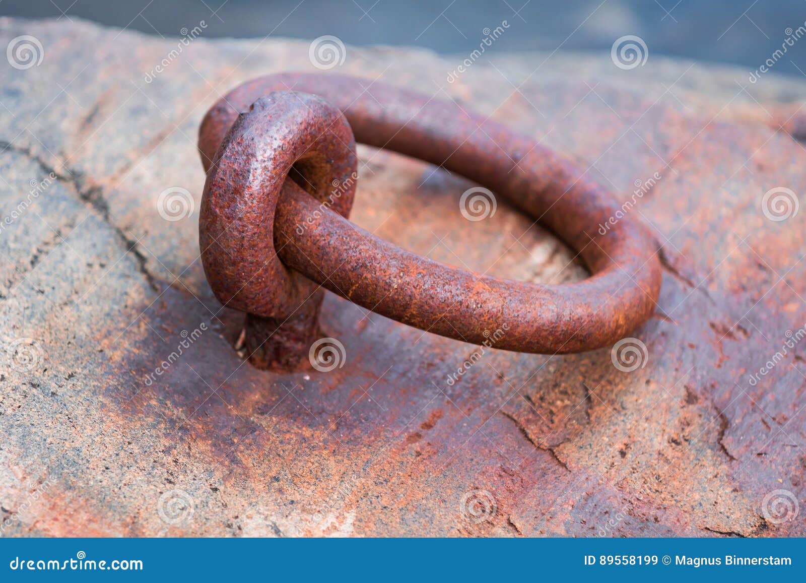 Rusty iron mooring loop stock image. Image of anchor - 89558199
