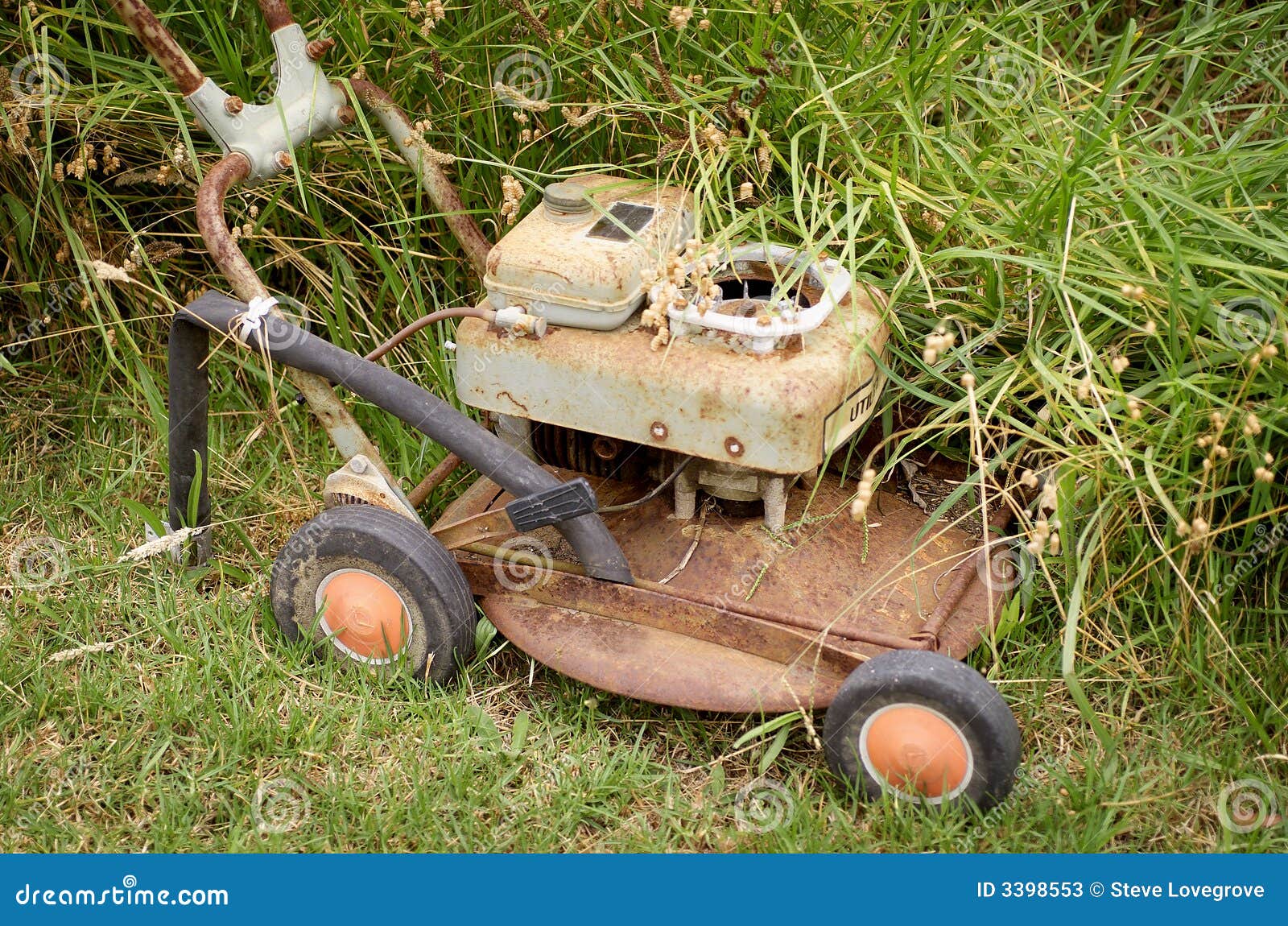 Rusty Lawnmower stock image. Image of derelict, rust, abandoned - 3398553