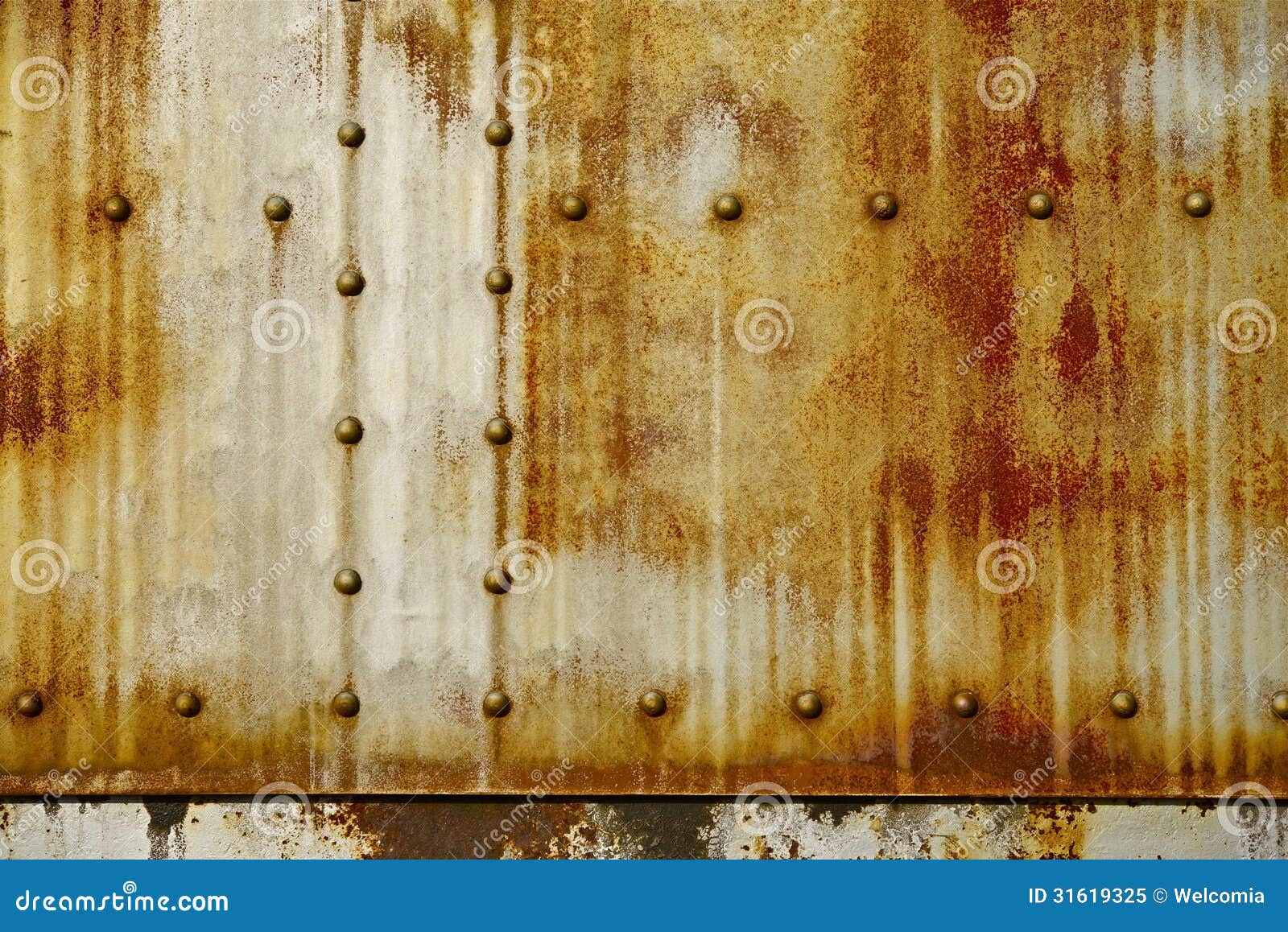 Rusty Metal Avec Des Rivets Image stock - Image du rivet, grunge: 31619325
