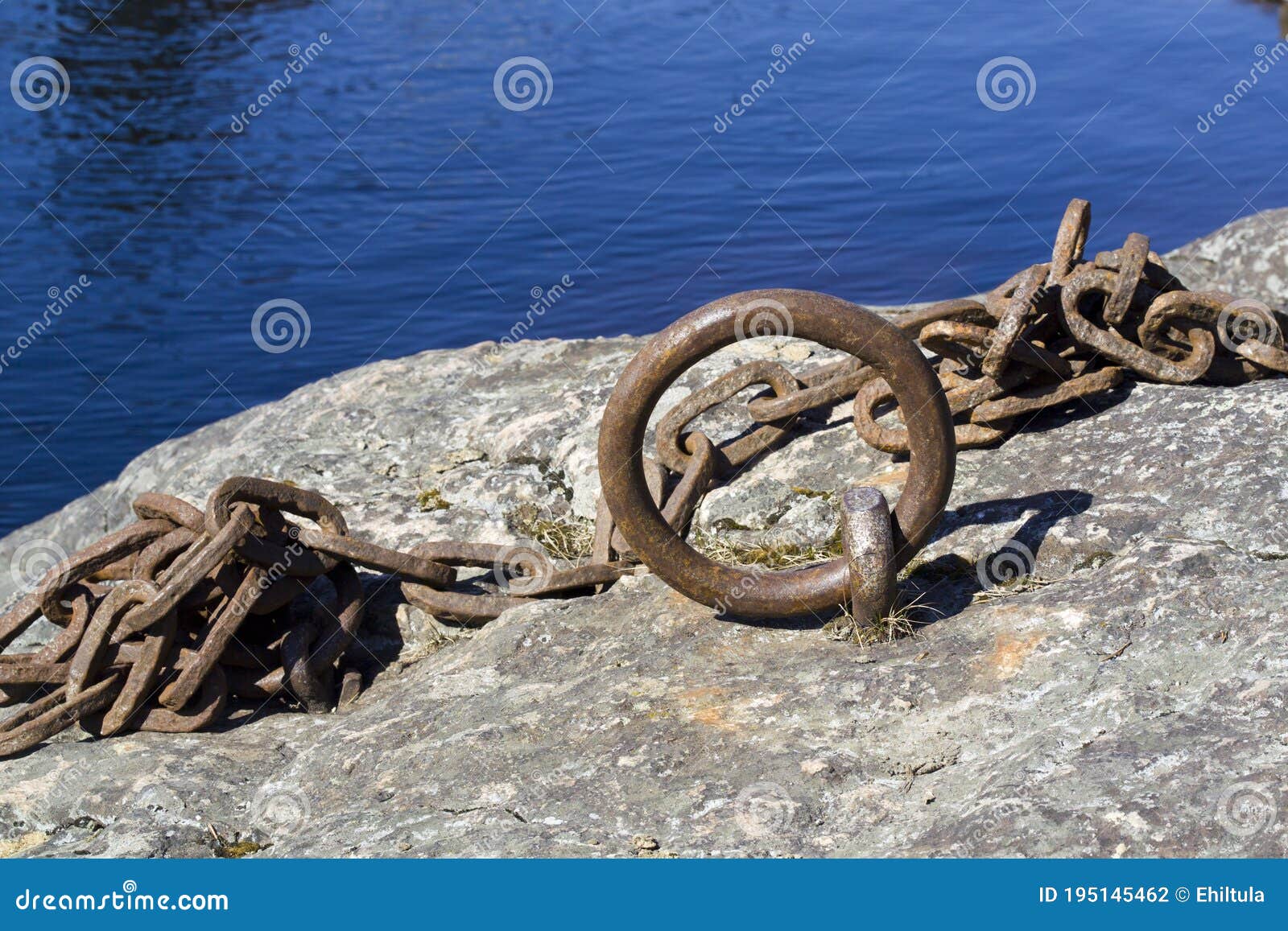 Rusty metal mooring ring stock photo. Image of round - 195145462