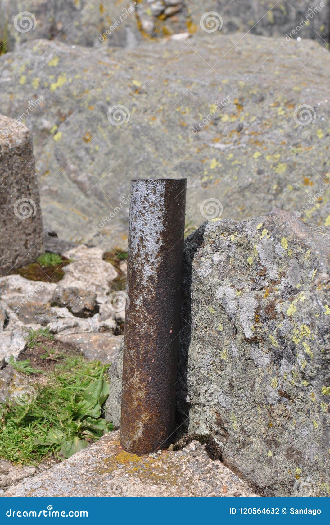 Rusty metal pipe stock photo. Image of broken, cracks - 120564632