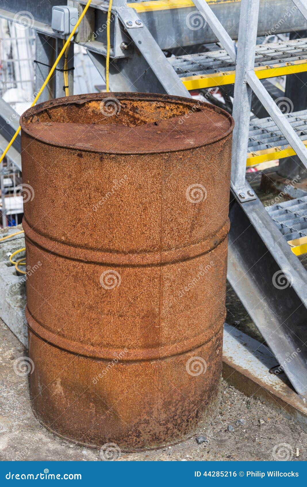 Rusty oil drum quayside stock photo. Image of hazardous - 44285216
