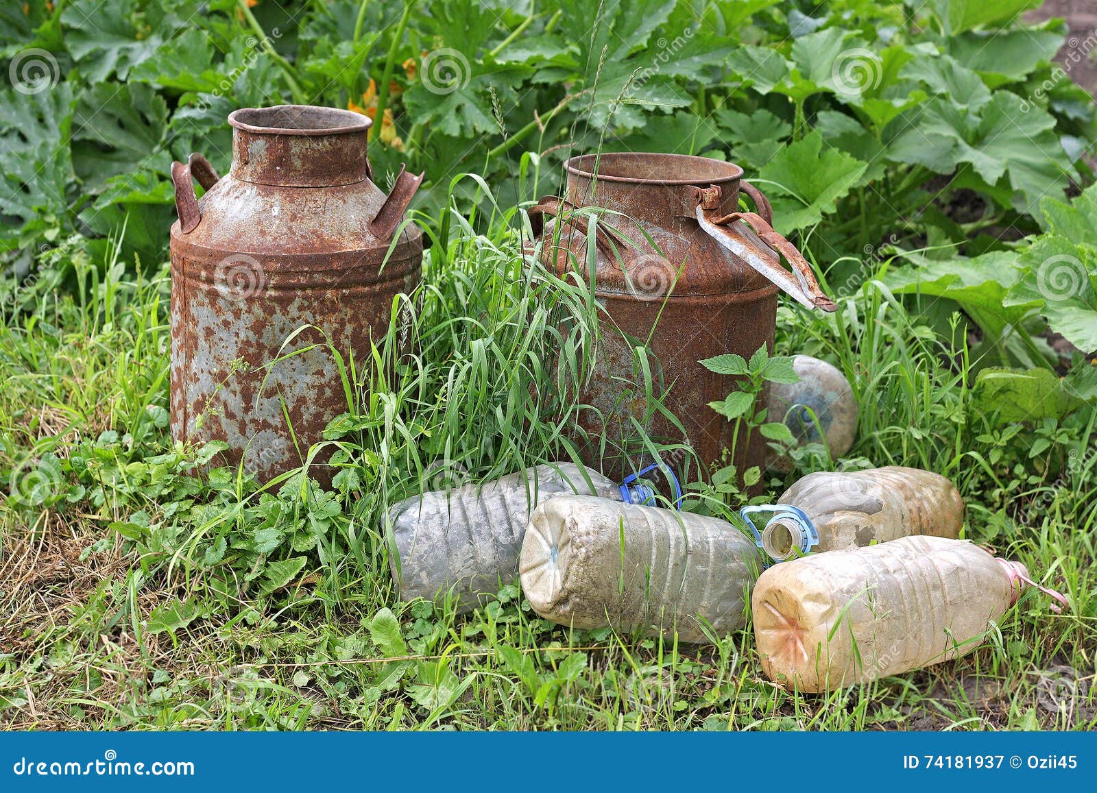 Rusty old container. stock image. Image of messy, metal - 74181937