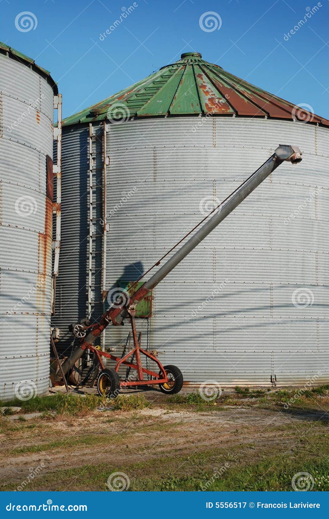 Rusty old Crop Storage bin stock image. Image of close - 5556517