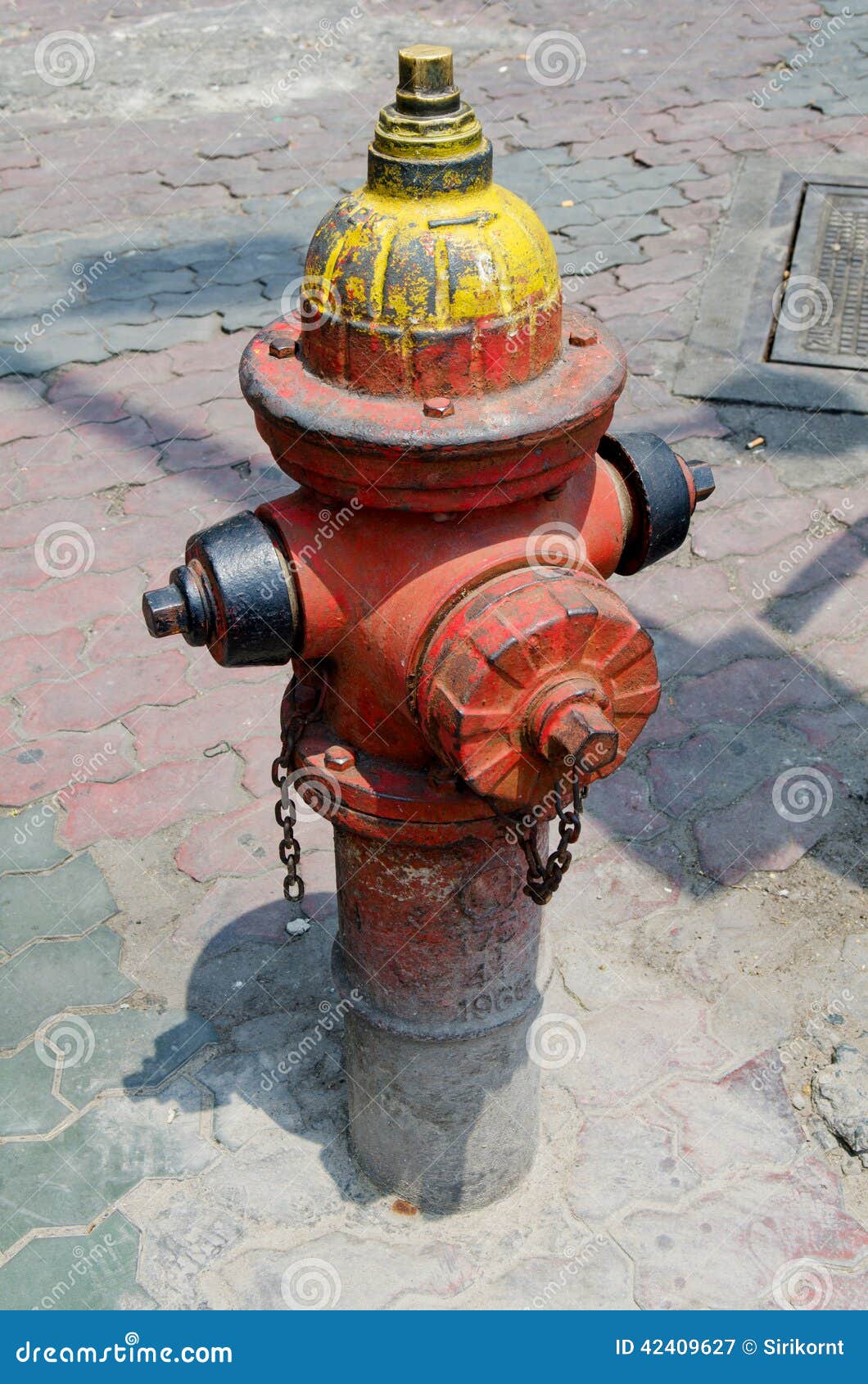 Rusty Old Fire Hydrant Vintage Style Stock Image - Image of horizontal ...