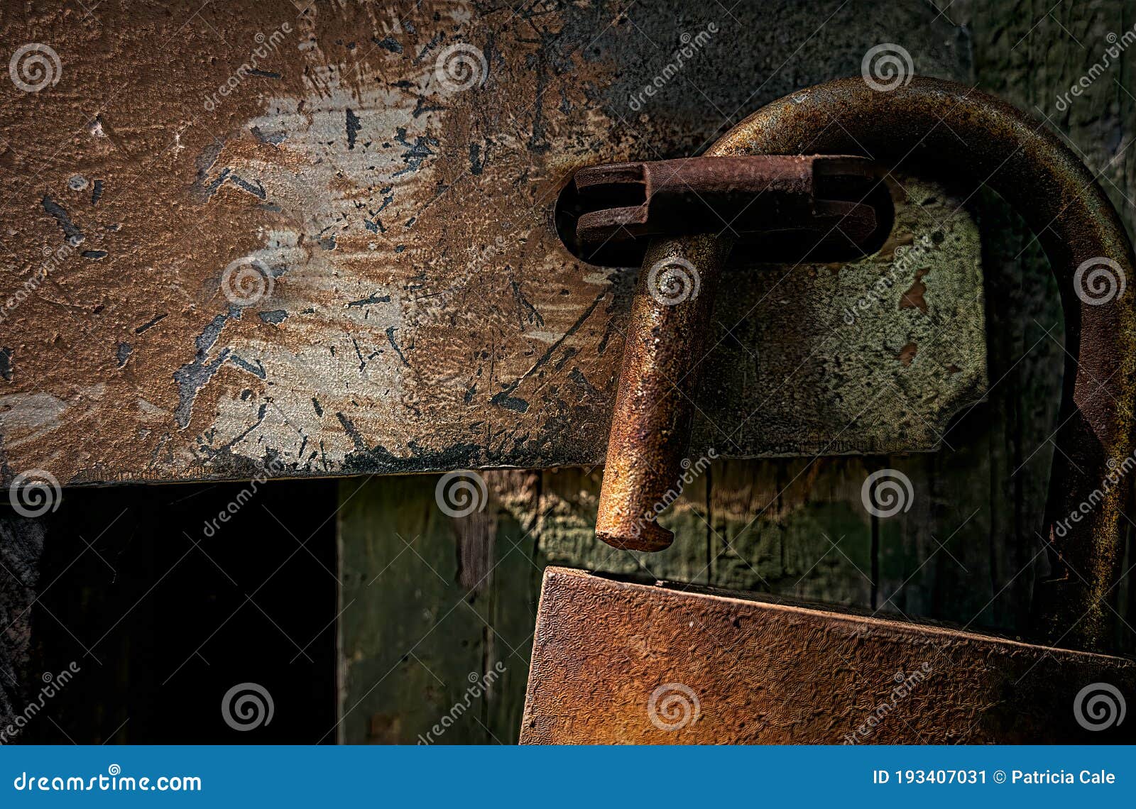 Rusty Old Lock on Shed stock image. Image of states - 193407031
