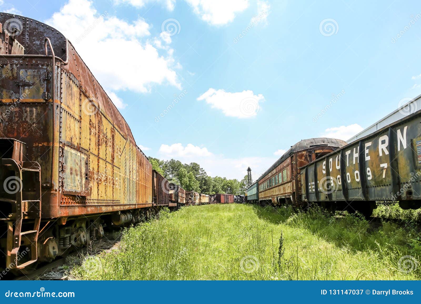 Rusty Old Southern Railroad Trains Fotografía editorial - Imagen de ...