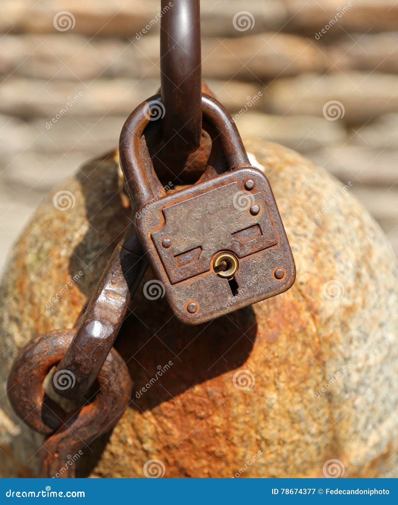 Rusty Padlock To Lock a Chain Stock Image - Image of antique, burglar ...