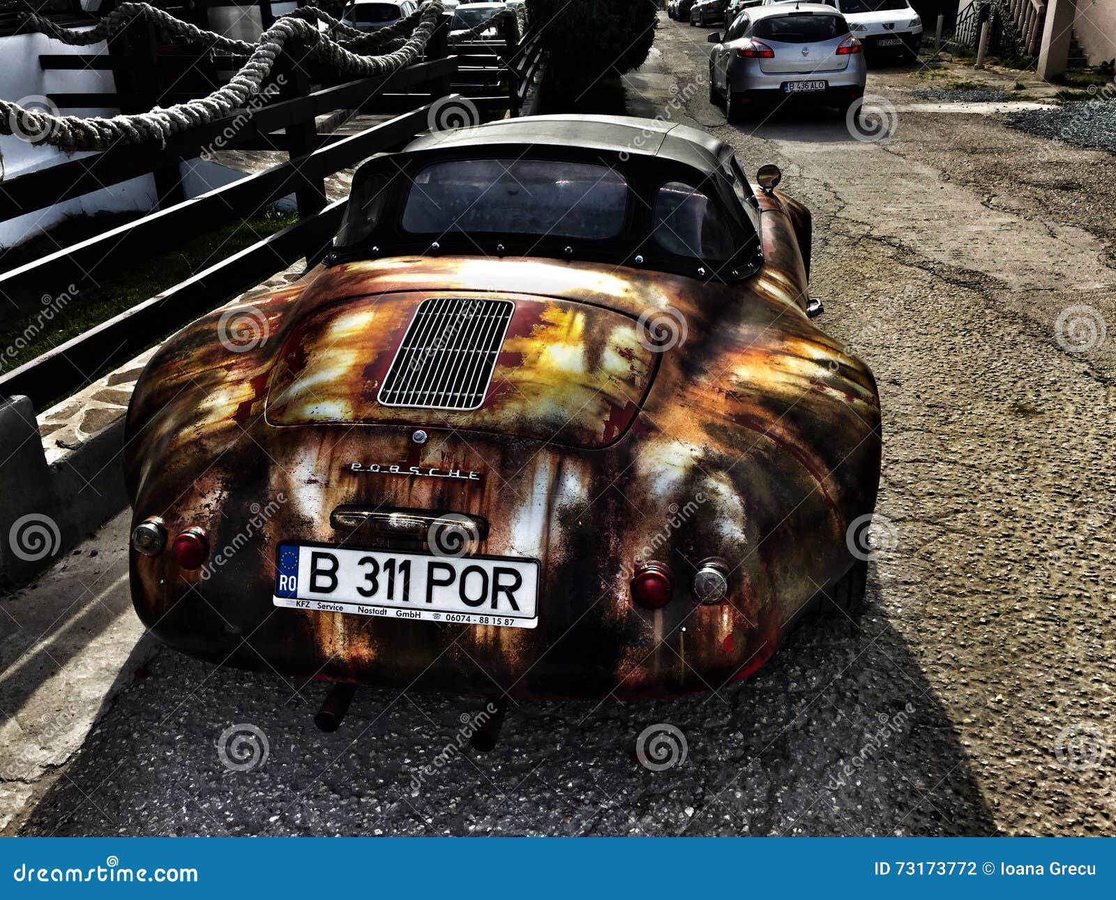 Rusty Porsche editorial photography. Image of sports - 73173772