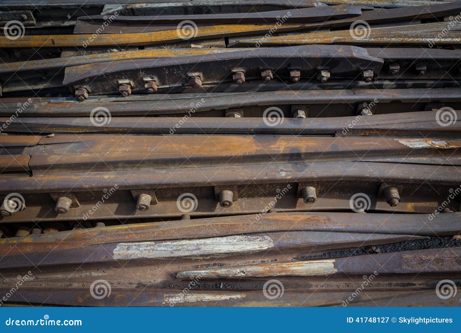 Rusty Rails 02 fotografering för bildbyråer. Bild av järnväg - 41748127