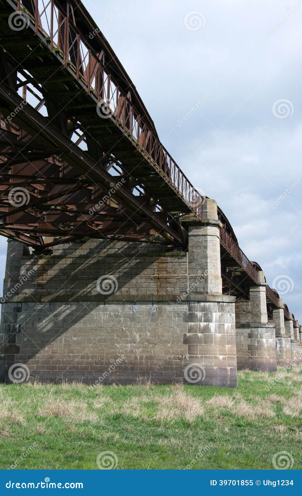 Rusty Railway Bridge stock image. Image of bowstring - 39701855