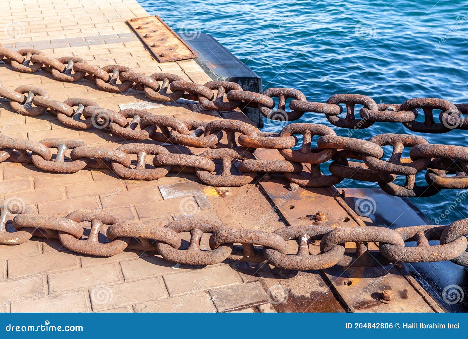 Rusty Ship Chain Anchor Submerged Stock Photo - Image of rough ...