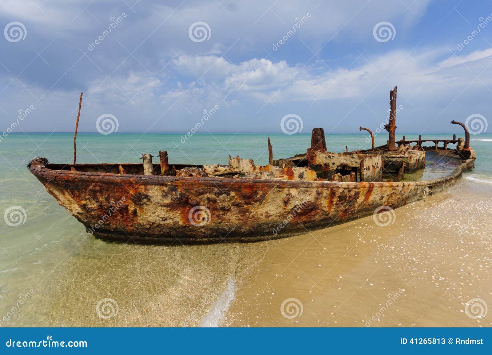 Rusty shipwreck stock image. Image of wreck, rusting - 41265813