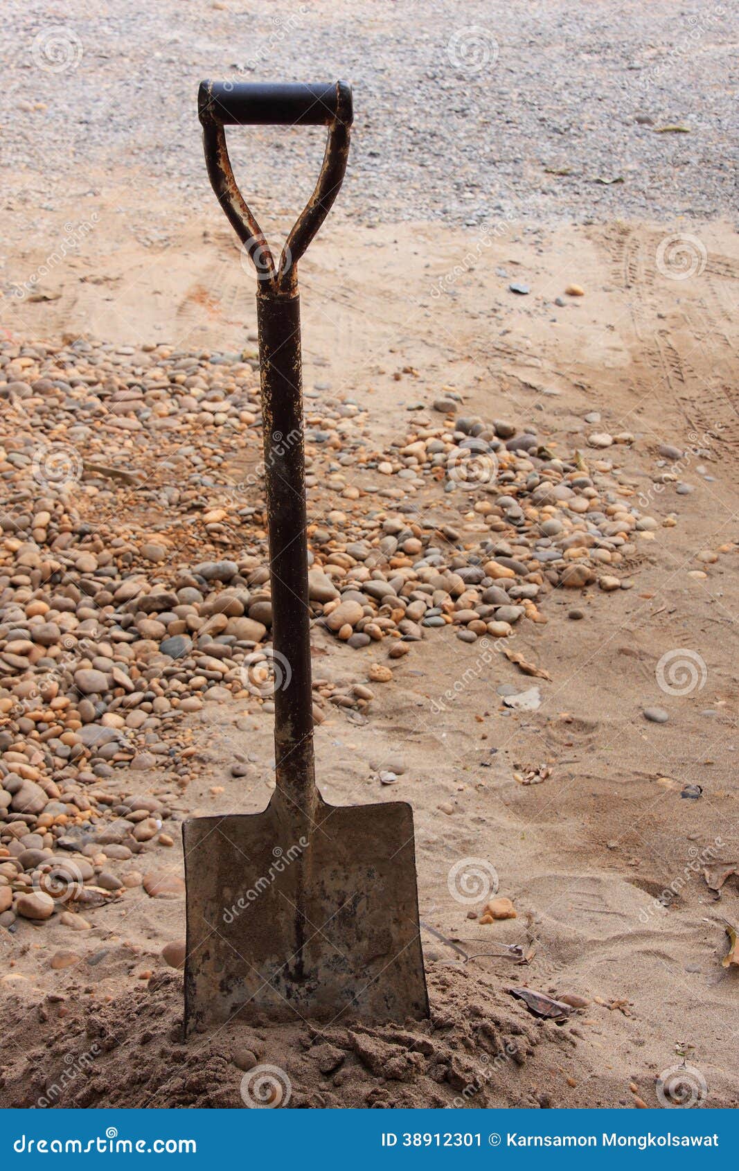 Rusty shovel stock image. Image of development, industrial - 38912301