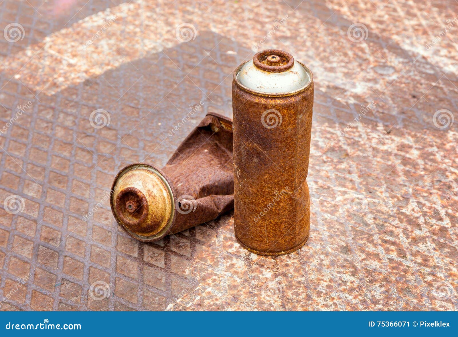 Rusty spray cans stock image. Image of empty, street - 75366071