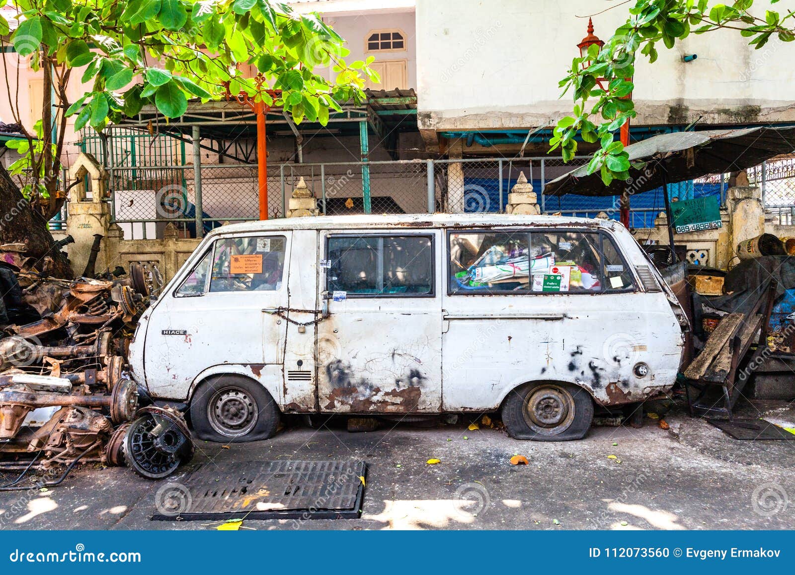 Rusty Van on the Street of Bangkok Editorial Image - Image of junk ...