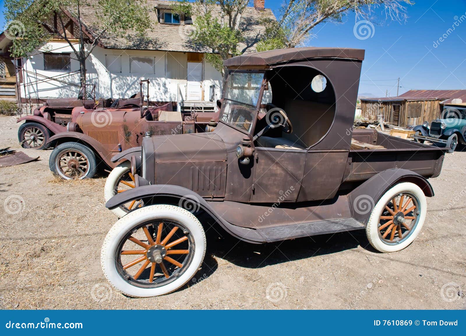 Rusty Vintage Cars stock image. Image of ford, transportation - 7610869