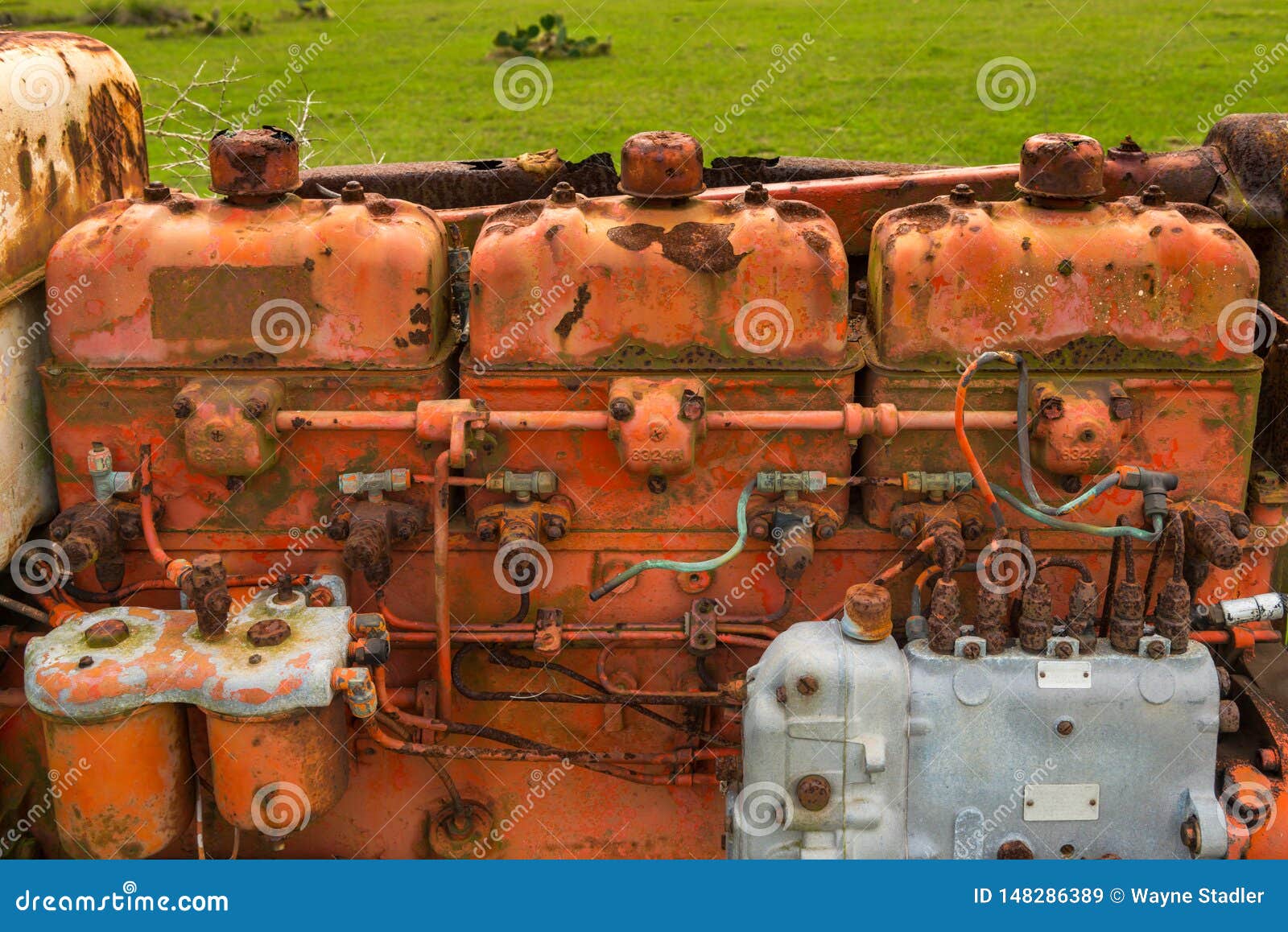 Rusty Vintage Tractor Engine Stock Image - Image of countryside, rusty ...