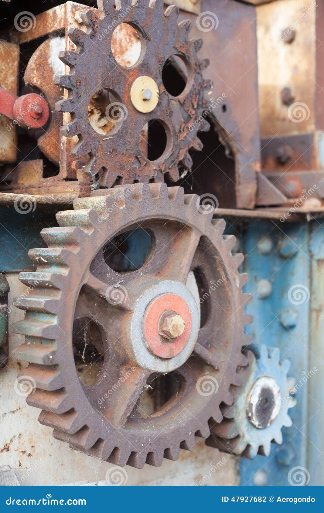 Rusty weathered gears stock photo. Image of corrosion - 47927682