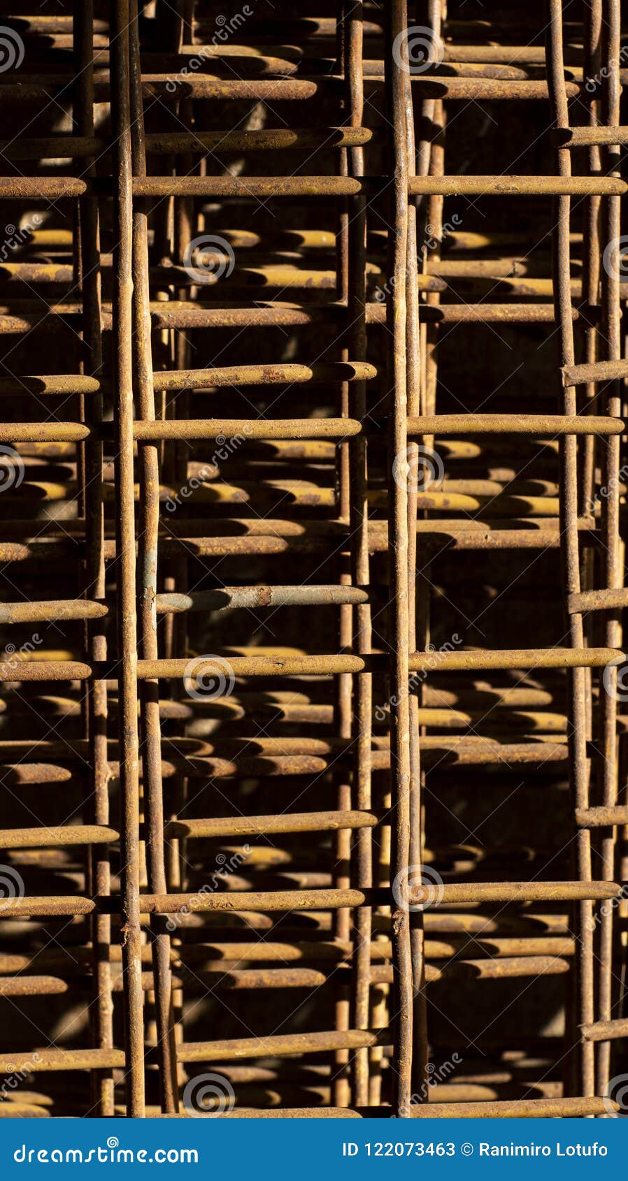 Rusty wire mesh background stock image. Image of line - 122073463