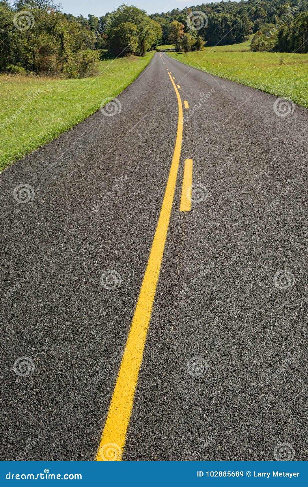 Ruta verde azul de Ridge imagen de archivo editorial. Imagen de verde ...