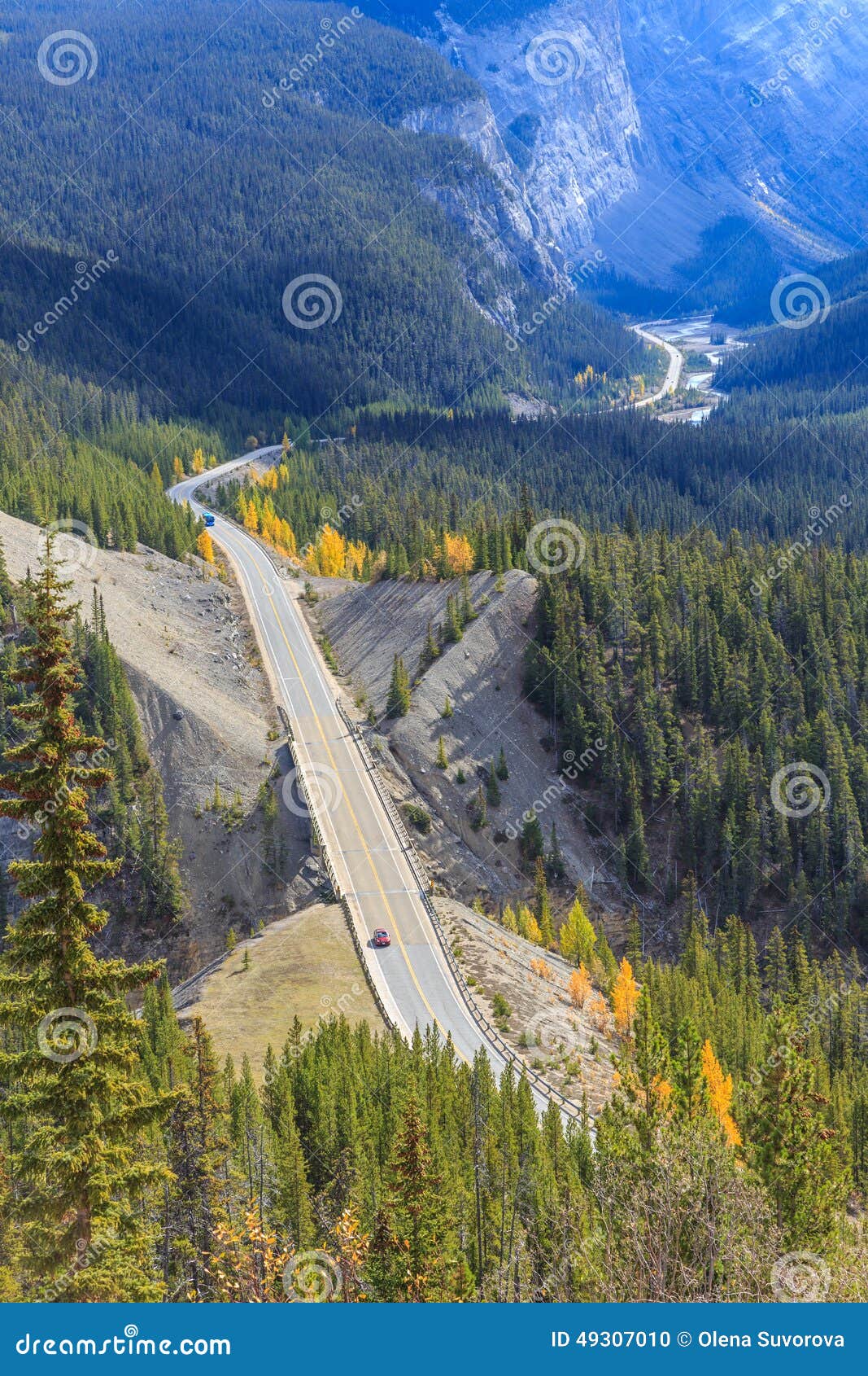 Ruta Verde De Icefields, Alberta, Canadá Foto de archivo - Imagen de ...
