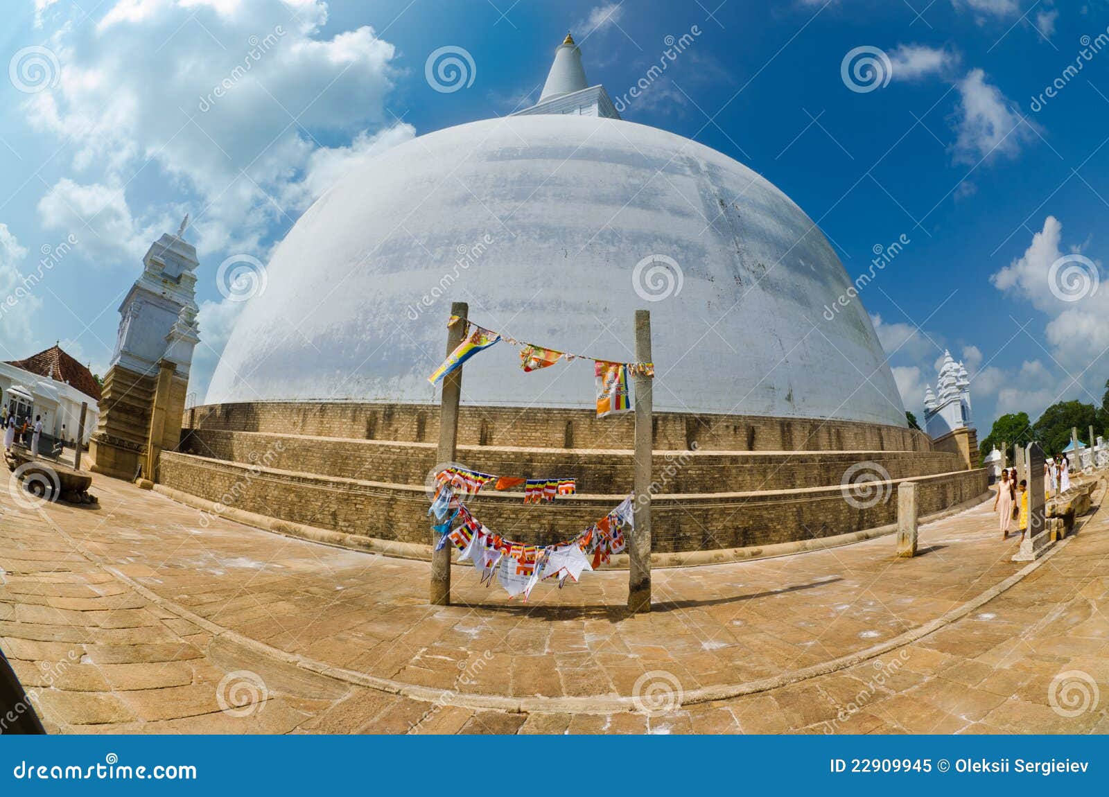 Ruvanmali Maha Stupa Anuradhapura Editorial Image - Image of cloud ...