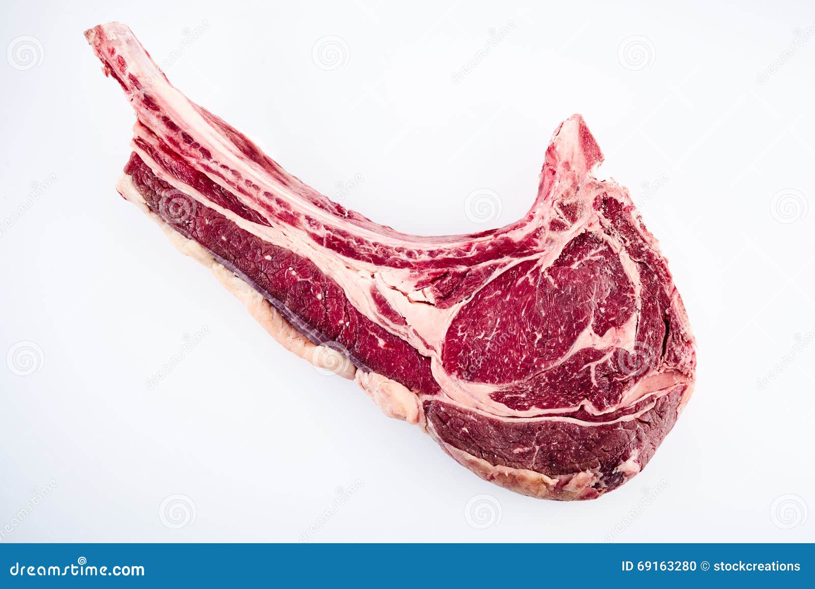 Ruw Het Rundvleeslapje Vlees Van De Tomahawk Bone-in Rib Op Wit Stock ...
