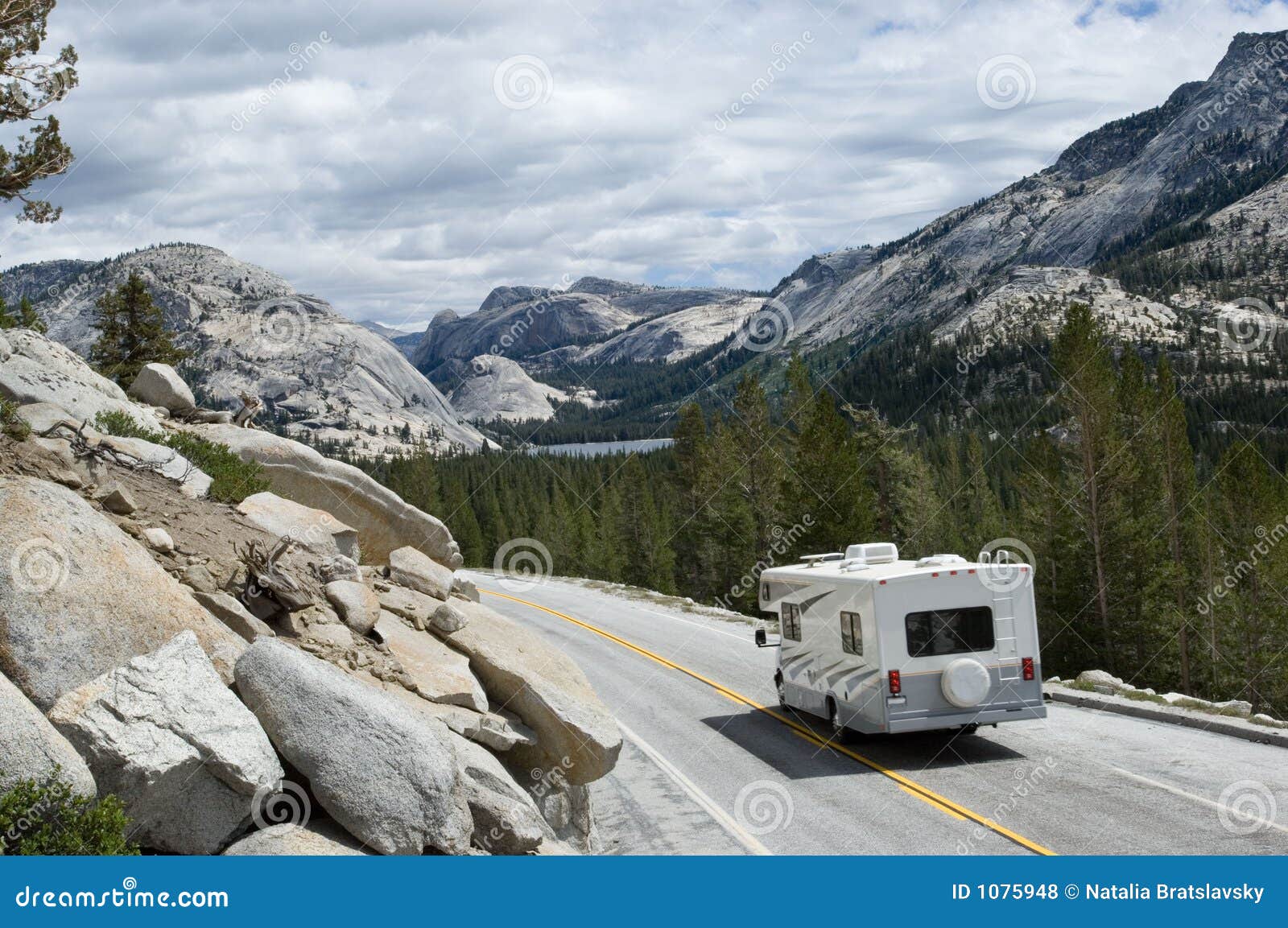 RV in Yosemite stock photo. Image of place, recreation - 1075948