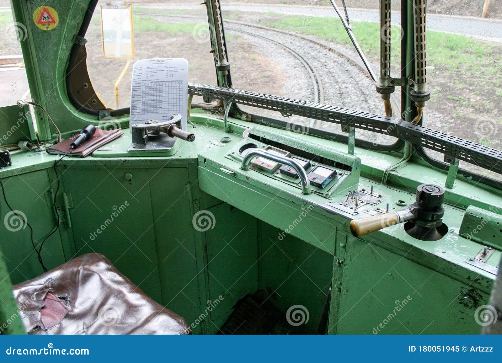 RVZ 6M2 editorial image. Image of driver, running, dash - 180051945