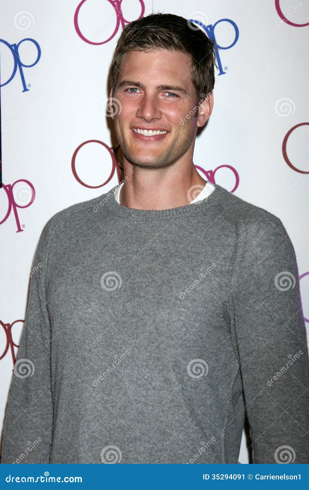 Ryan McPartlin editorial photo. Image of launch, campaign - 35294091