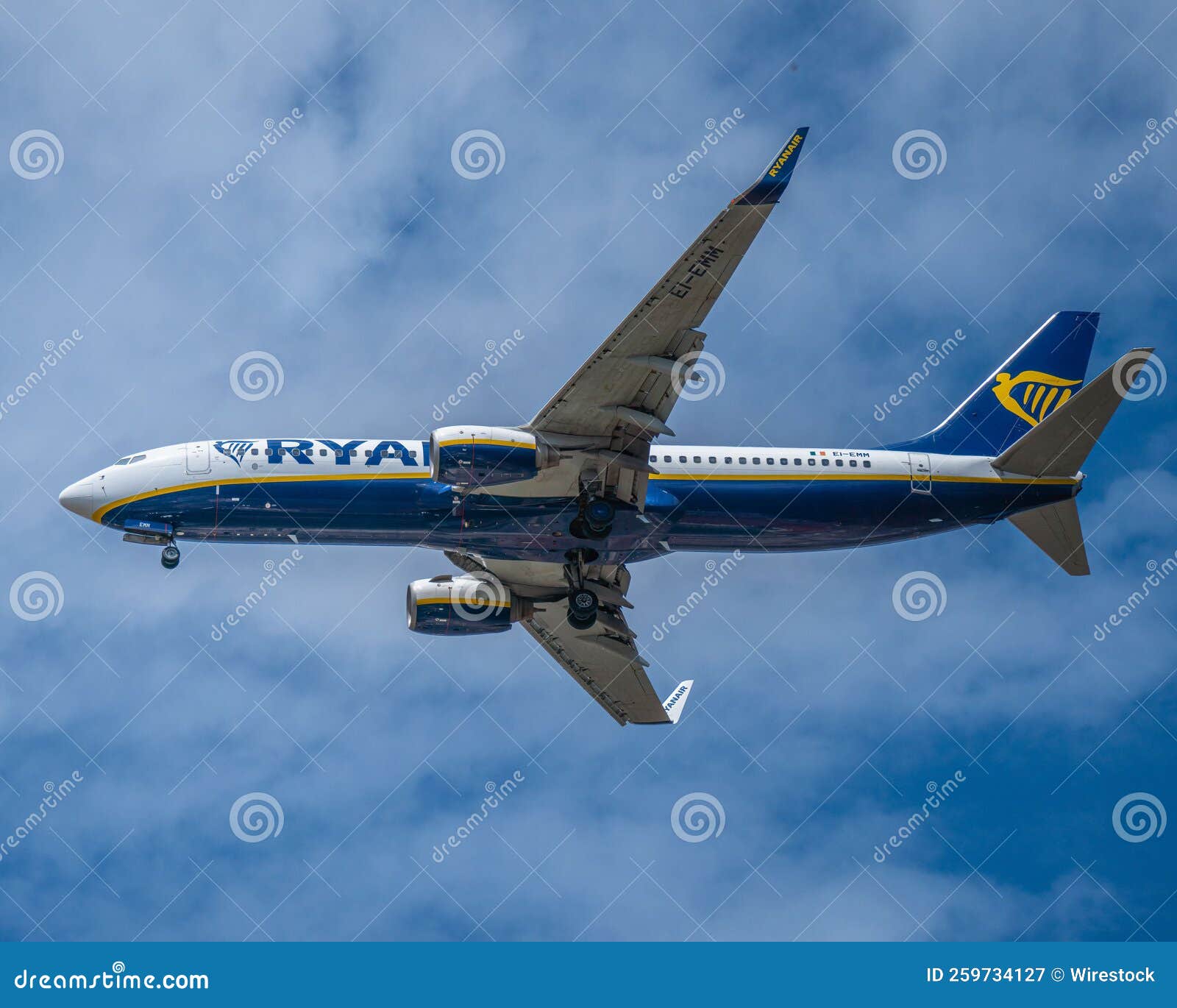 Ryanair Boeing 737 Flying in the Bright Blue Sky Editorial Photography ...