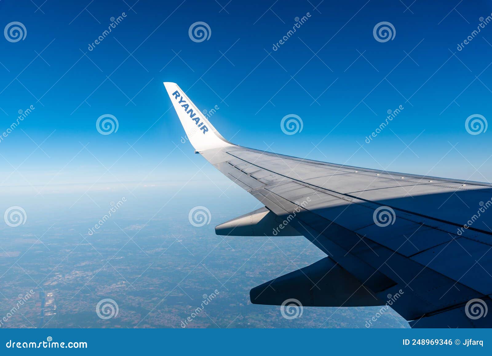 Ryanair Boeing 737-800 Wing. Mid-air Shot through the Window Editorial ...