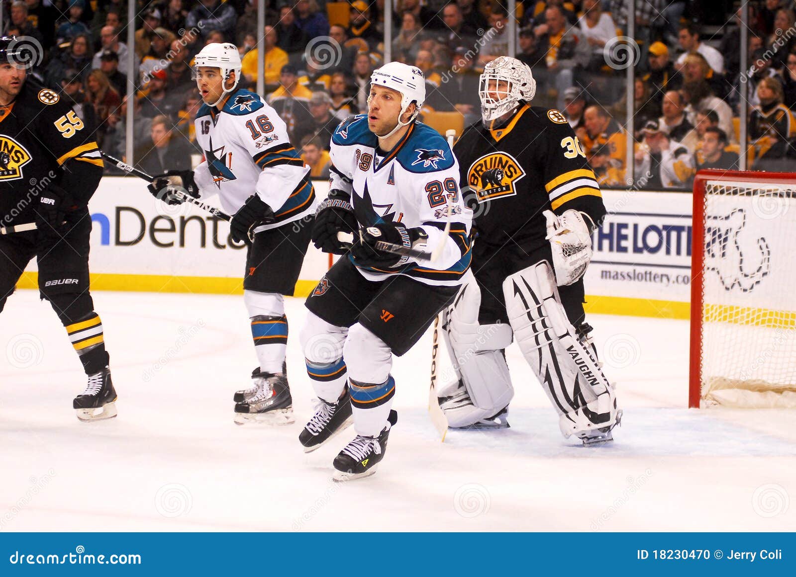 Ryane Clowe San Jose Sharks Editorial Image - Image of player, sports ...