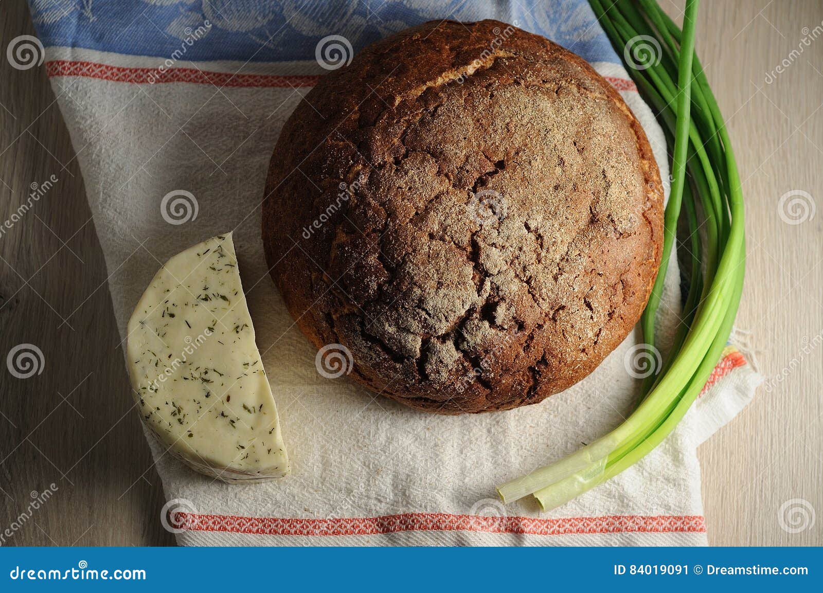 The rye bread and cheese stock image. Image of rustic - 84019091