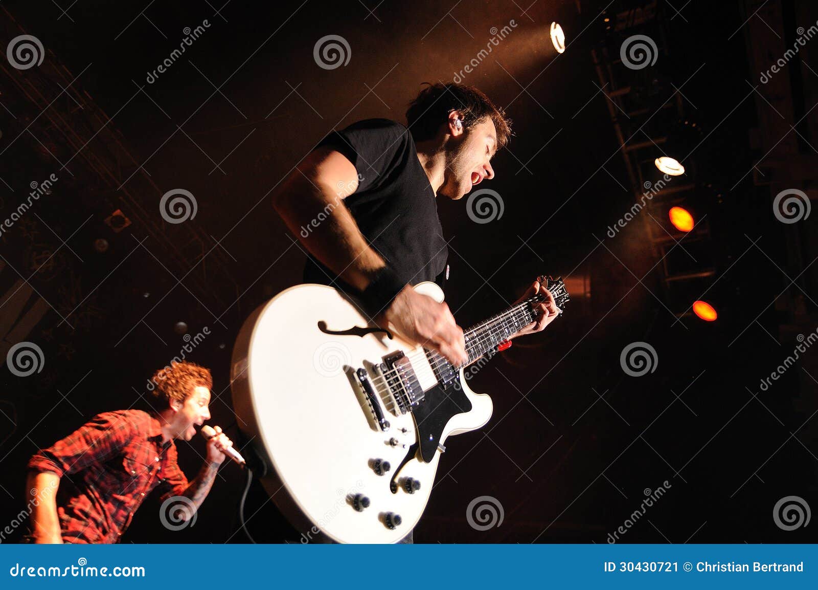 Sébastien Lefebvre, Guitariste De Plan Simple Photo éditorial - Image ...