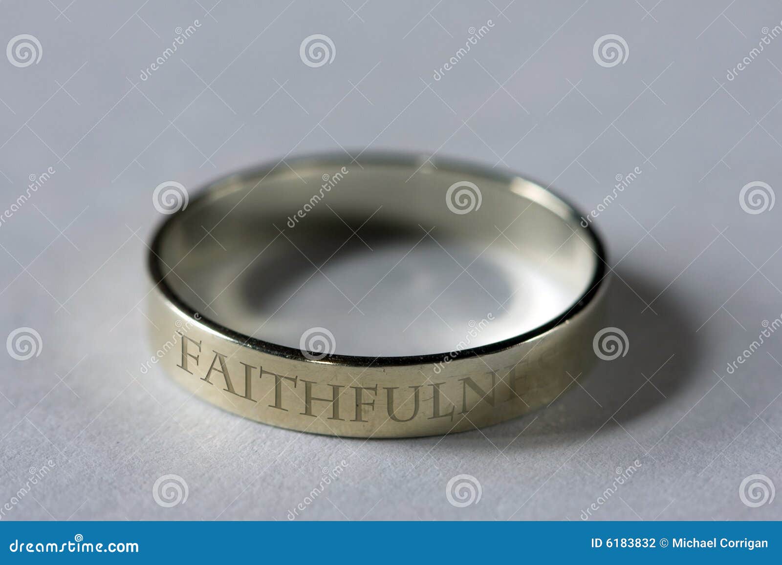 Símbolo da fidelidade foto de stock. Imagem de branco - 6183832