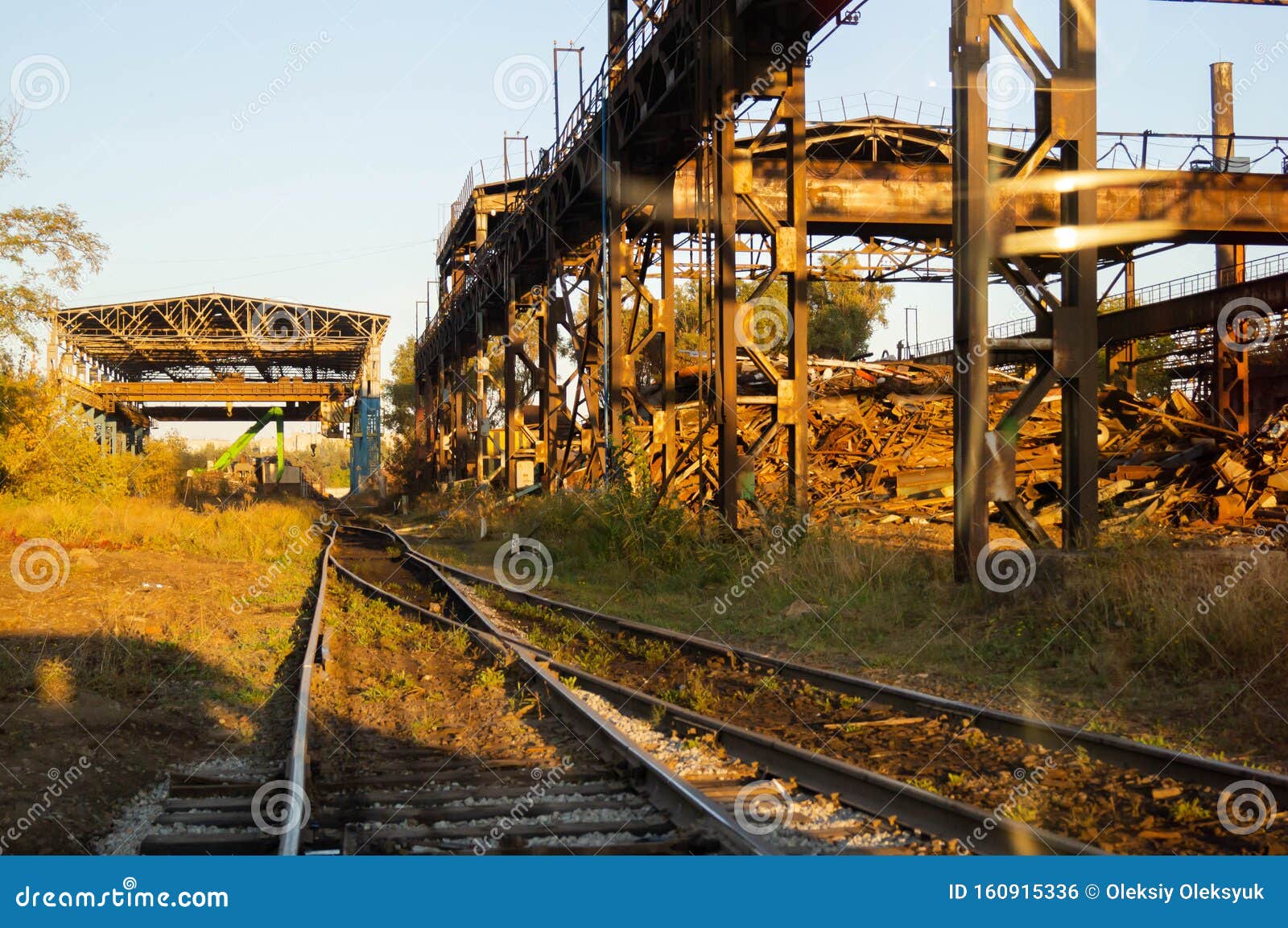 S Broom. Scrap Metal Loading. Mechanisms for Loading Scrap Metal ...