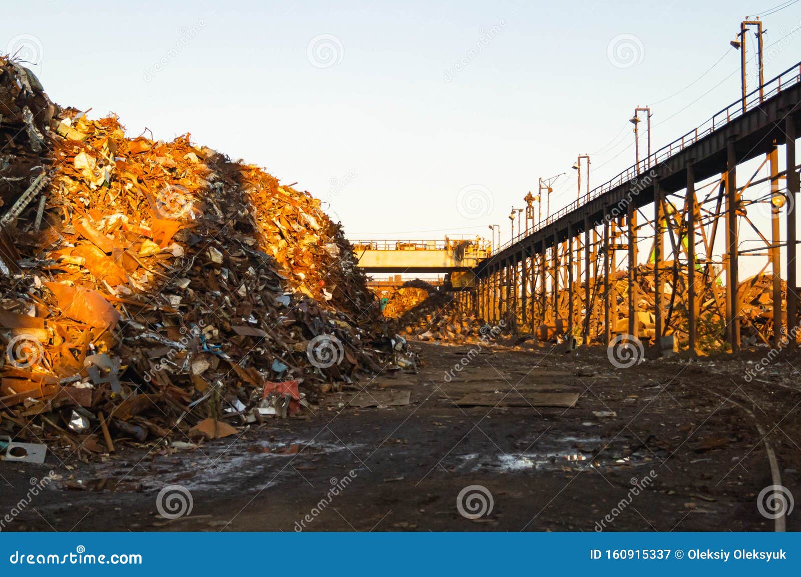 S Broom. Scrap Metal Loading. Mechanisms for Loading Scrap Metal ...