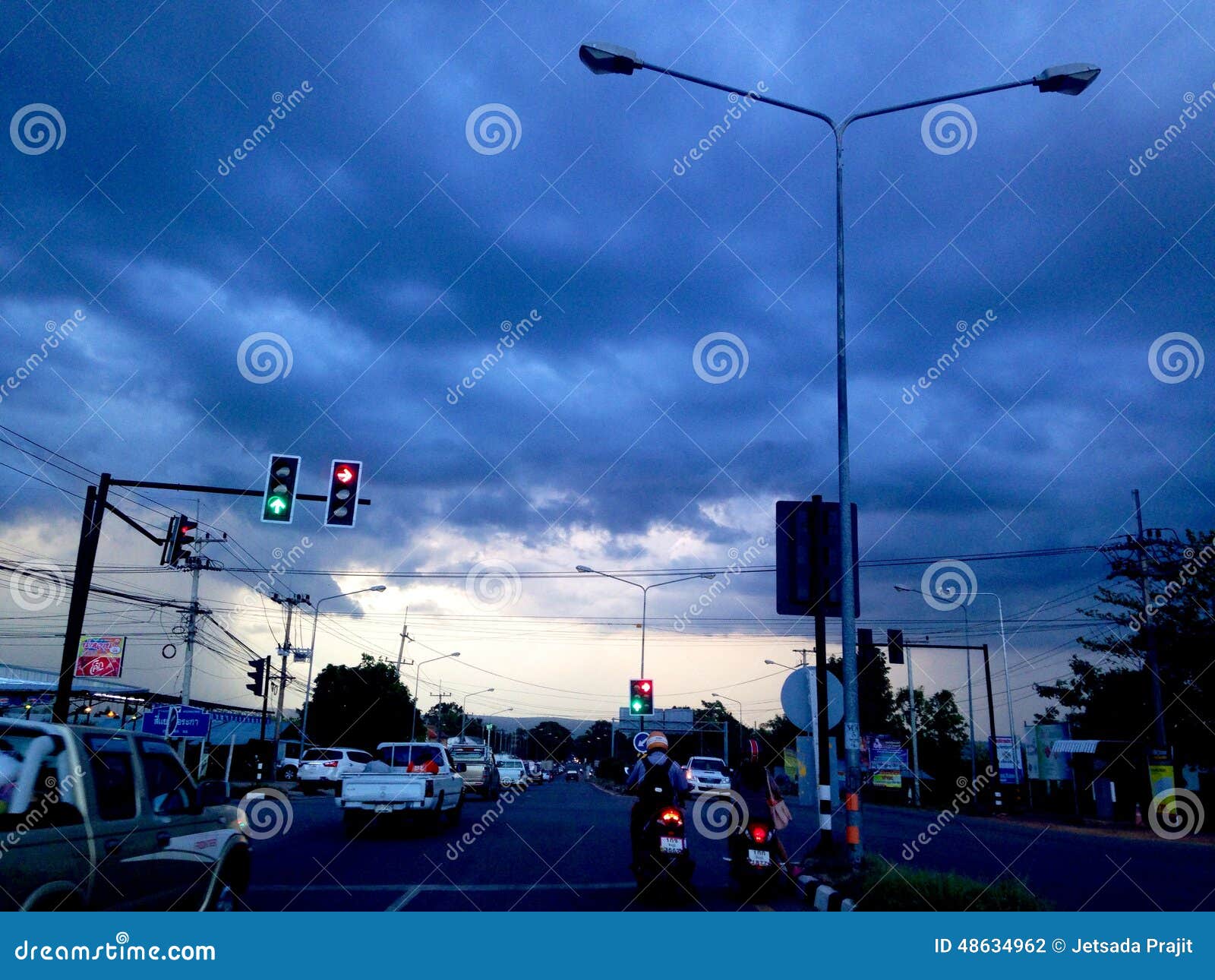 It s getting rain editorial photography. Image of rain - 48634962