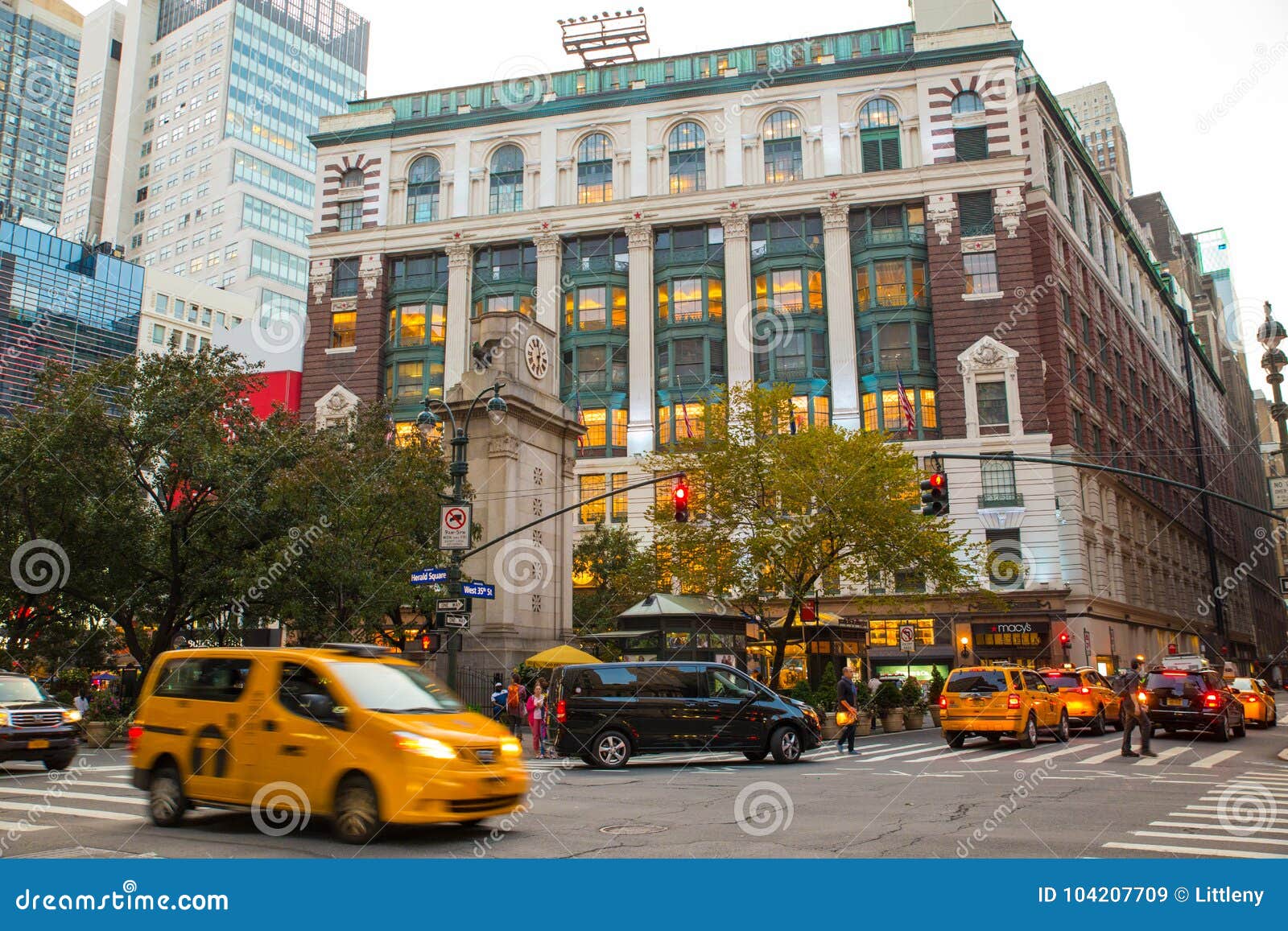 ` S Herald Square NYC De Macy Image stock éditorial - Image du piétons ...