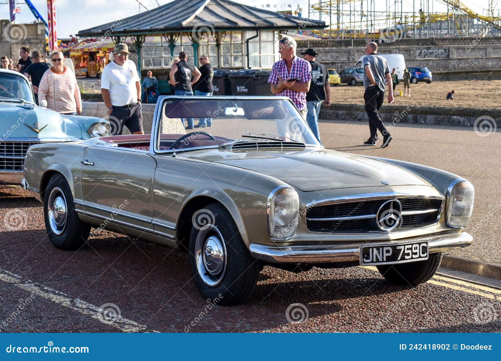 1960,s Mercedes Classic Car, an Immaculate Gold Mercedes SL 250 ...