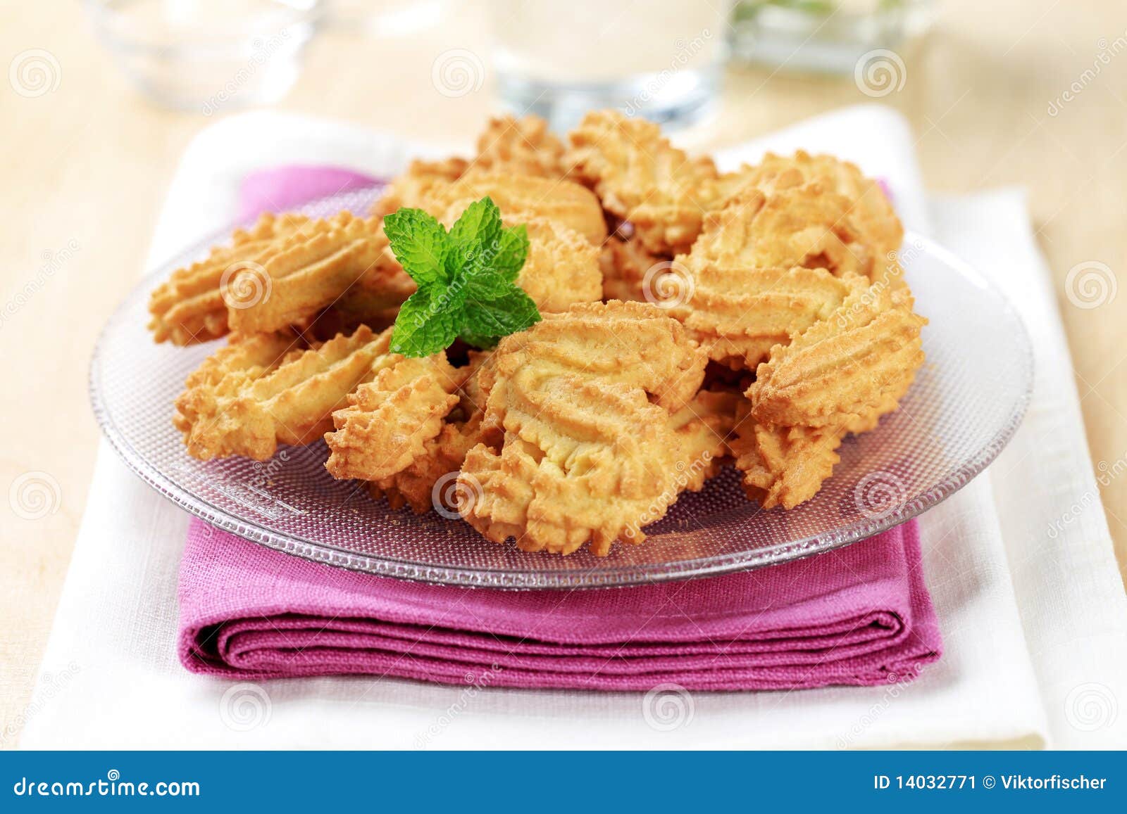 S-shaped cookies stock image. Image of treat, cakes, detail - 14032771