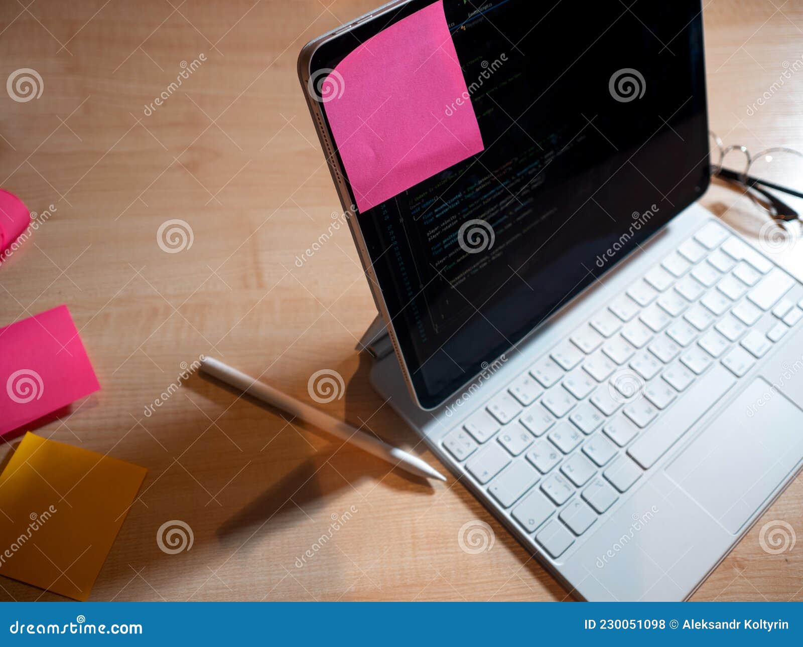 It S Time To Learn Programming Languages, Call To Action, Concept ...