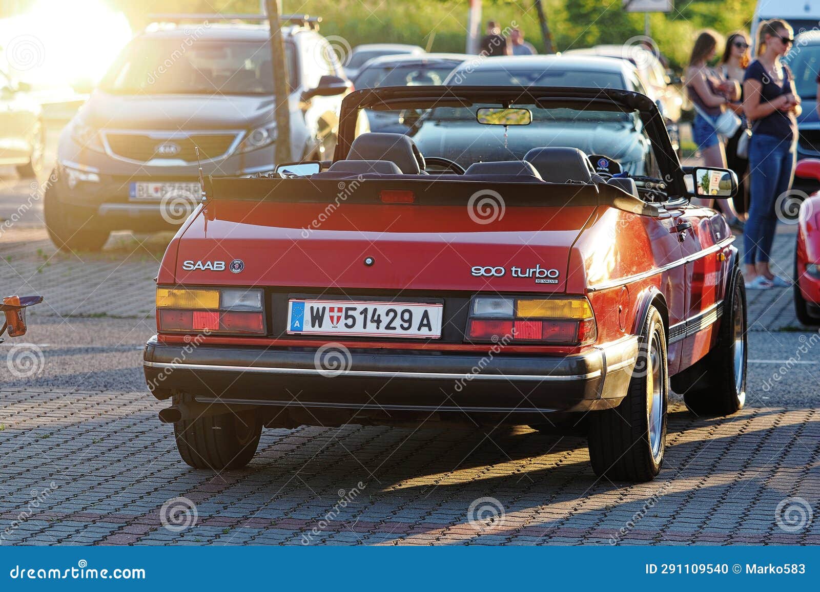Saab 900 Turbo Cabriolet (1986-1993) Editorial Image - Image of turbo ...