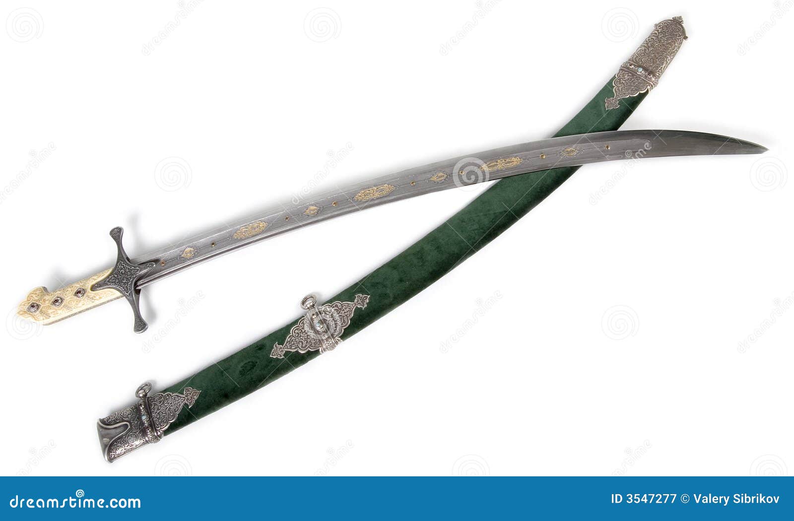 Sabre antico. immagine stock. Immagine di battaglia, mistico - 3547277