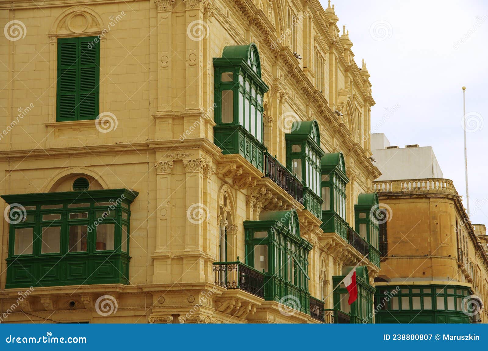 Sacada maltesa em valletta imagem de stock. Imagem de exterior - 238800807
